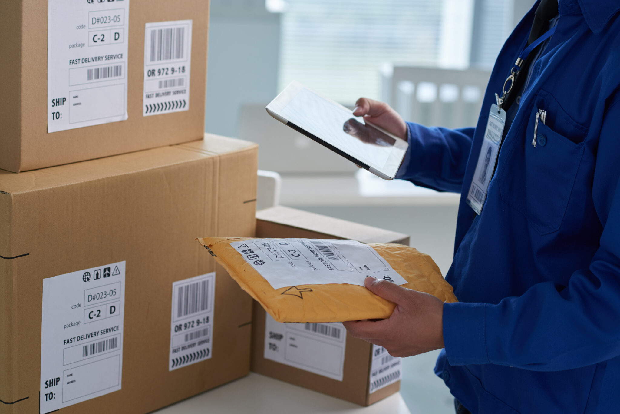 Professional Mail, Parcel and Package Services | TMG